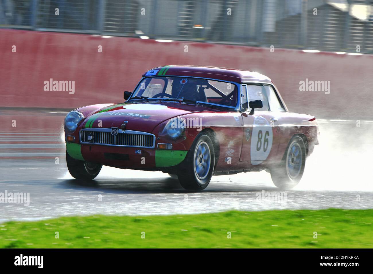 Martin Whitlock, MG B Roadster, Pomeroy Trophy, Vintage sports Car Club ...