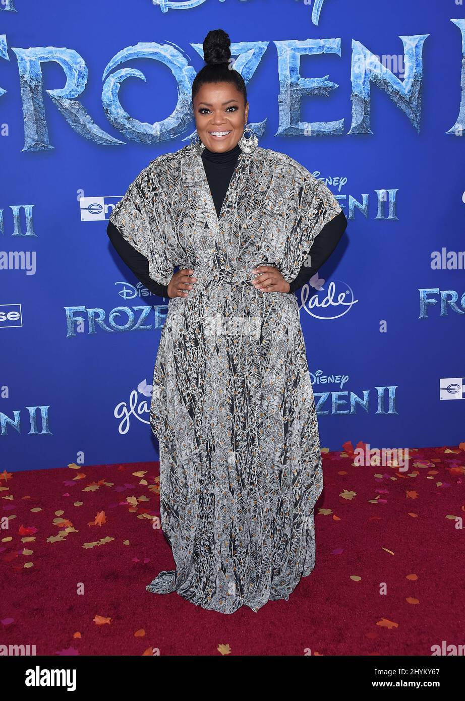 Yvette Nicole Brown attending the world premiere of Frozen 2, held at ...