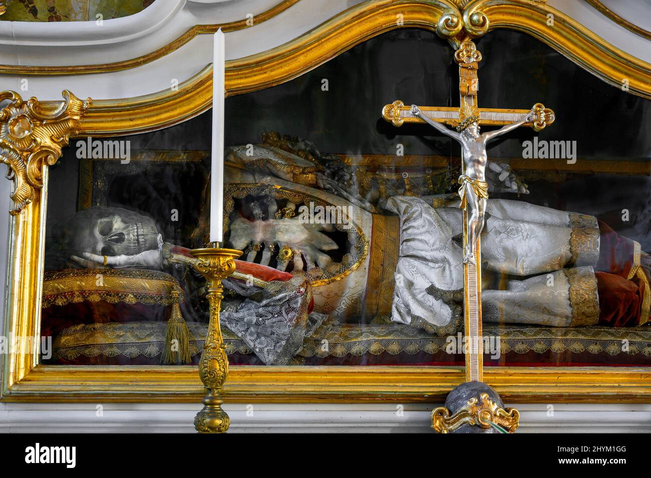 Reliquary with skeleton, St. Pancras Parish Church, Wiggensbach ...