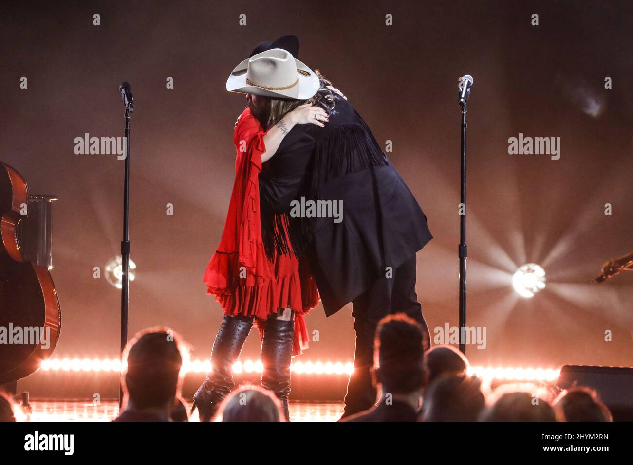 Chris stapleton carrie underwood hi-res stock photography and images ...