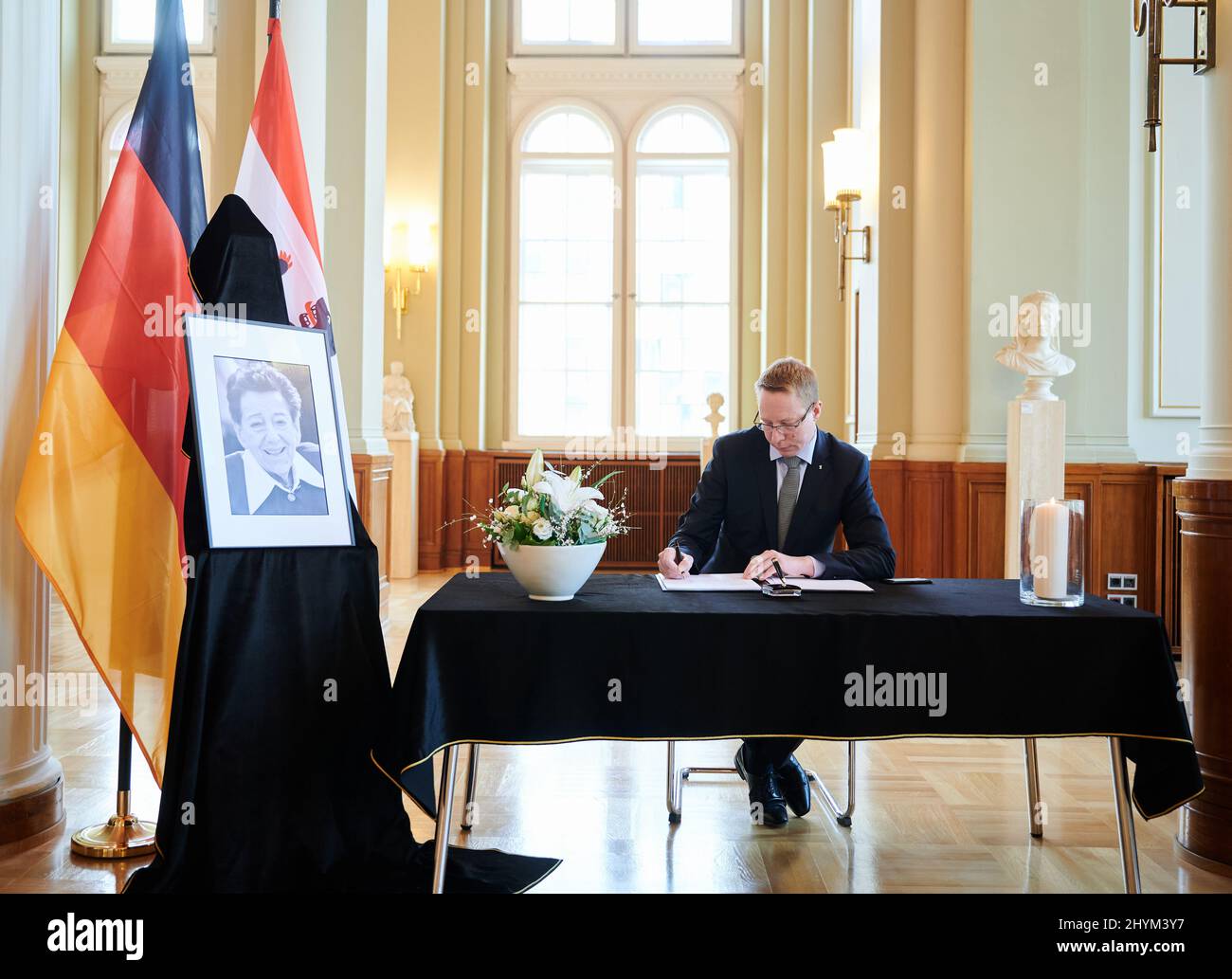 Berlin, Germany. 15th Mar, 2022. Dennis Buchner (SPD), President of the ...