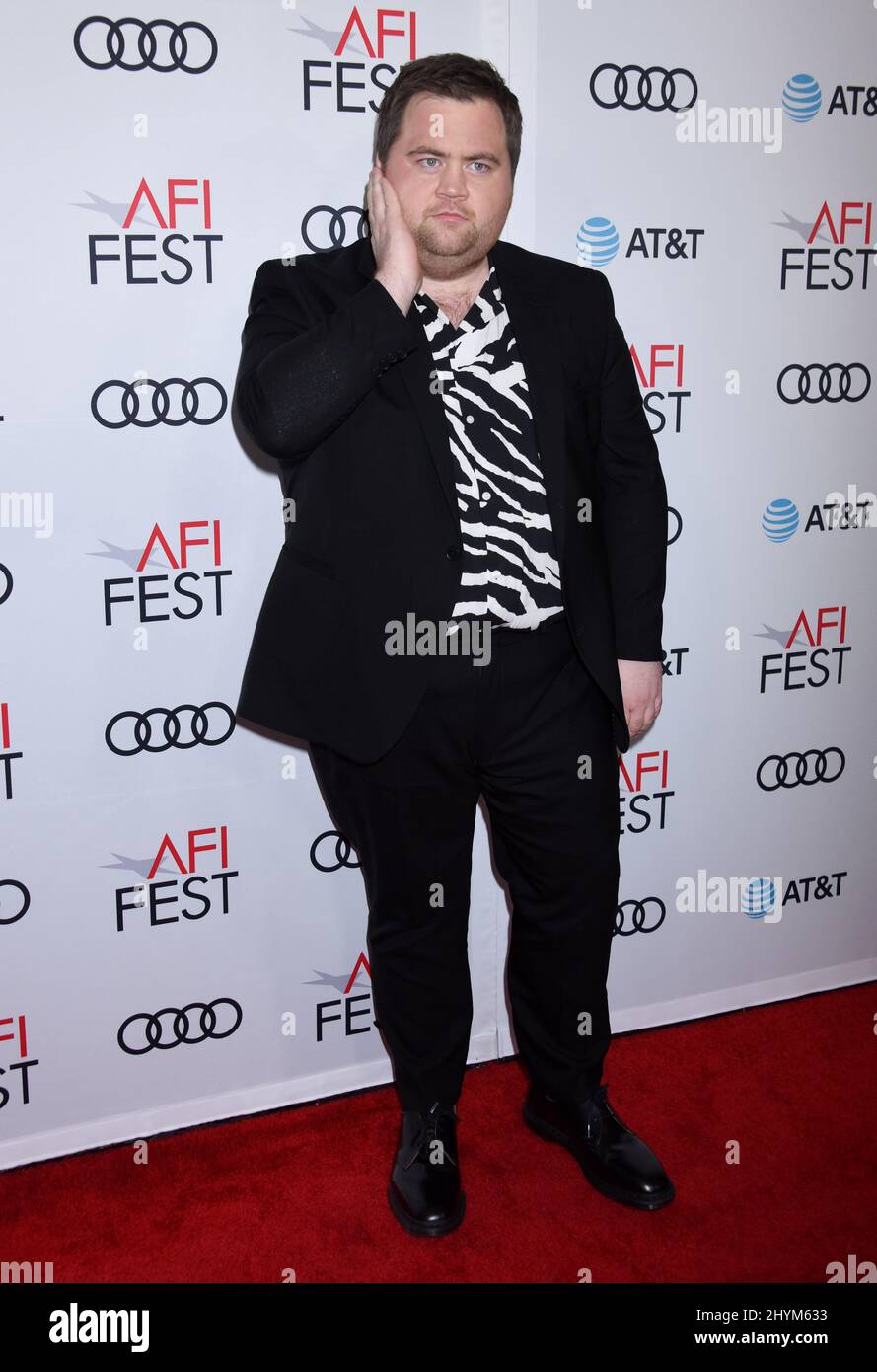 Paul Walter Hauser attending the World Premiere of Richard Jewell in ...