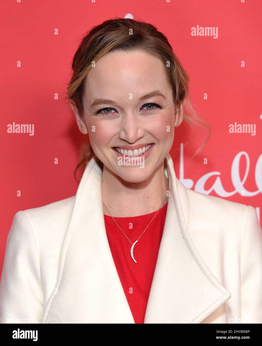 Kelley Jakle attending the Christmas Under the Stars€™ Special ...