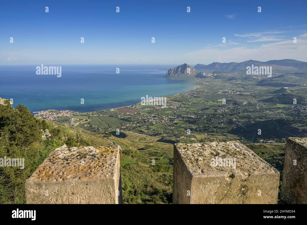 Monte Cofano and Gulf of Bonagia, Sicily, Italy Stock Photo - Alamy