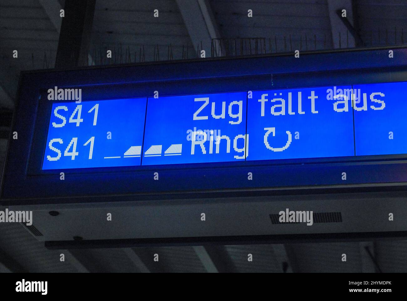 Airport train sign hi-res stock photography and images - Alamy