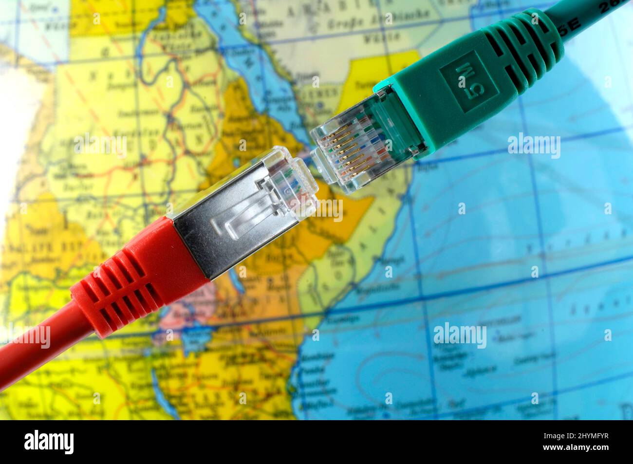 Internet cable map hi-res stock photography and images - Alamy