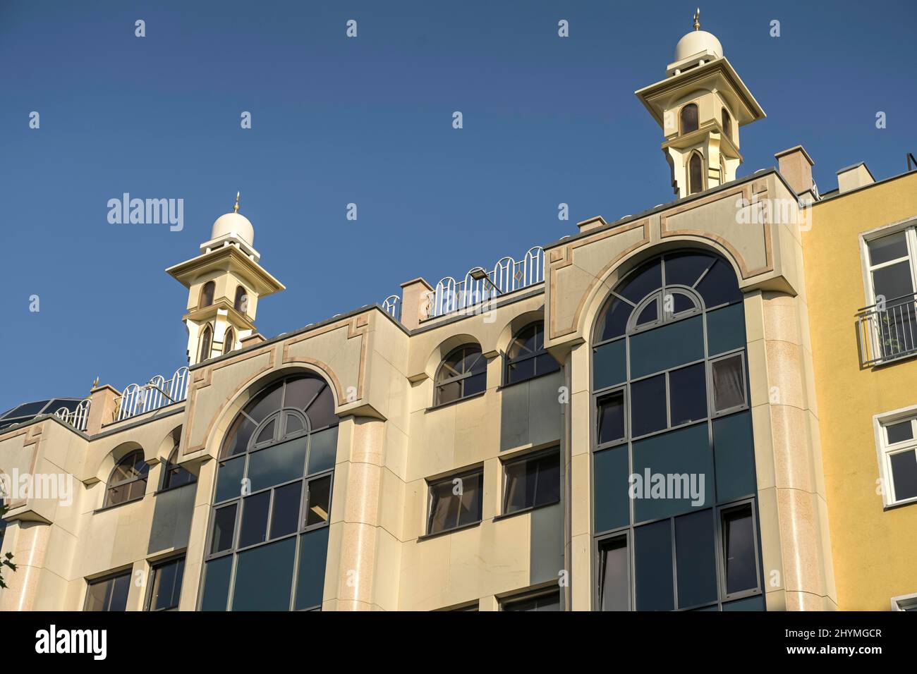 Omar Mosque, Wiener Strasse, Kreuzberg, Berlin, Germany Stock Photo - Alamy