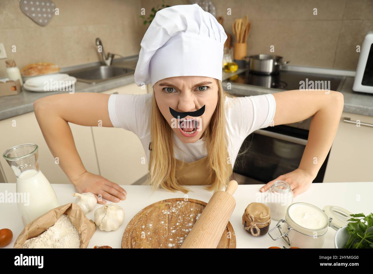 Angry chef in kitchen hi-res stock photography and images - Alamy
