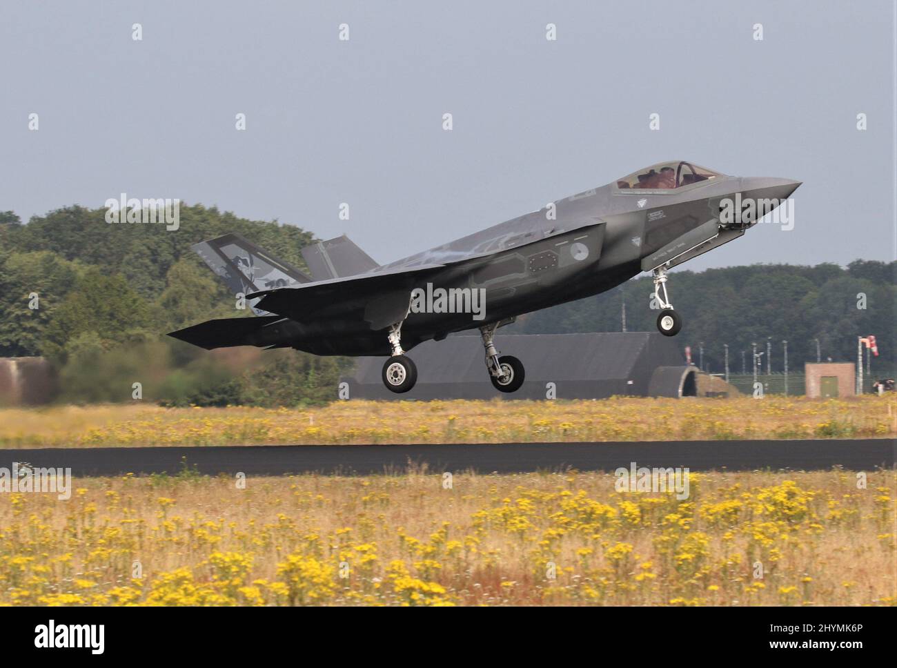 Dutch F-35 Lightning II during take off Stock Photo - Alamy