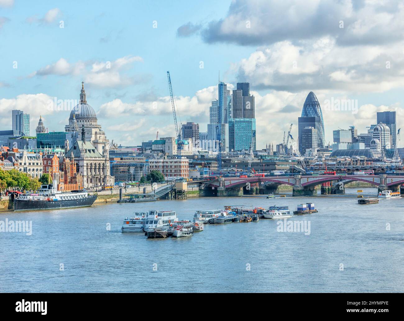 View across Thames river, Saint Paul's Cathedral and London financial ...