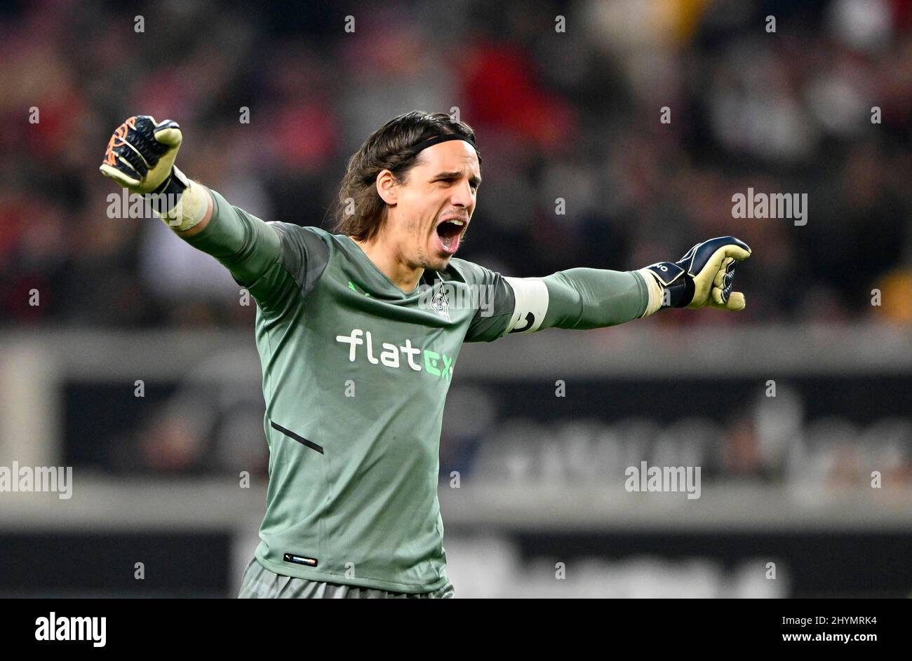 Goalkeeper Yann Sommer, Borussia Moenchengladbach, goal celebration ...