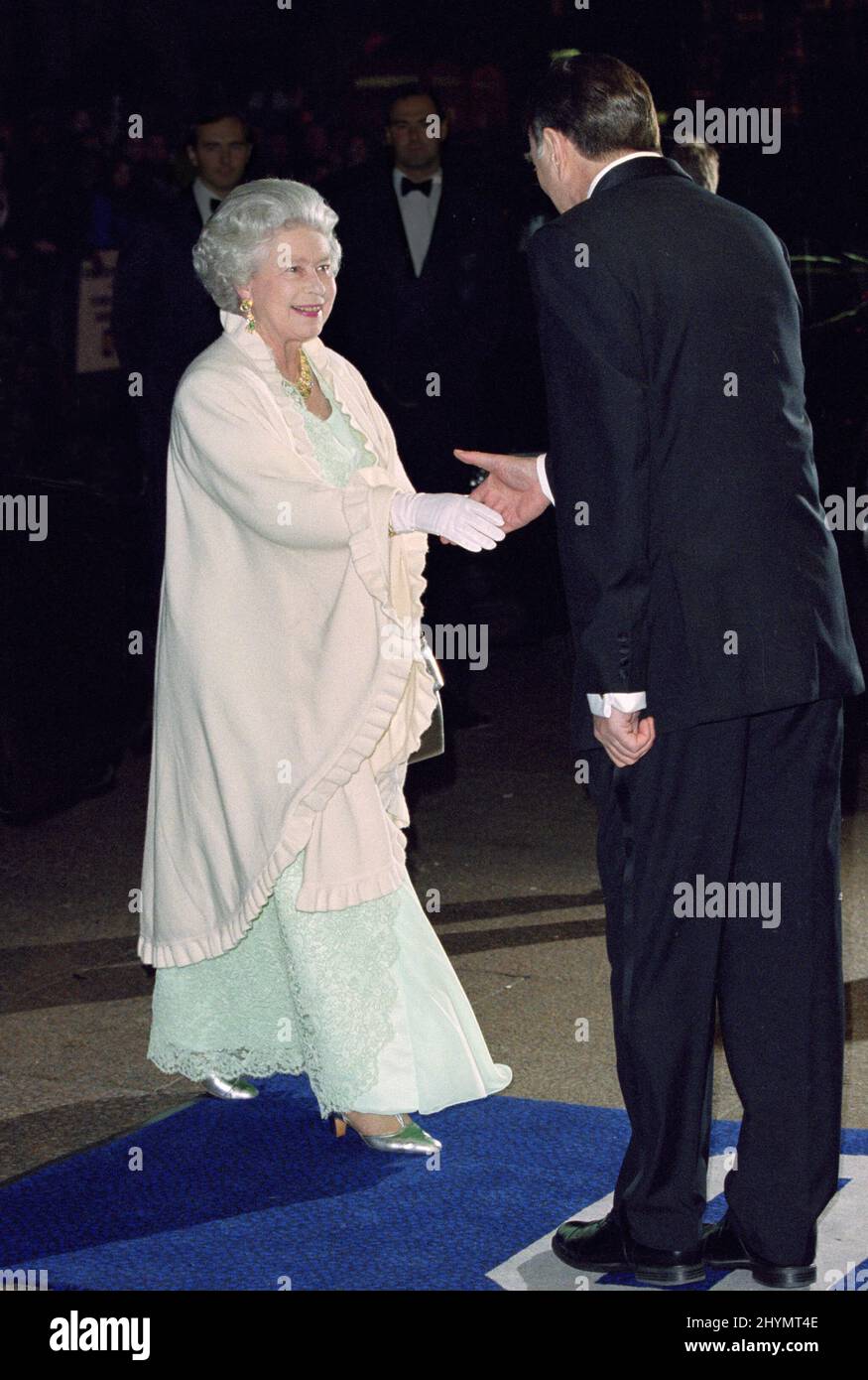 Full length royal royalty hi-res stock photography and images - Alamy