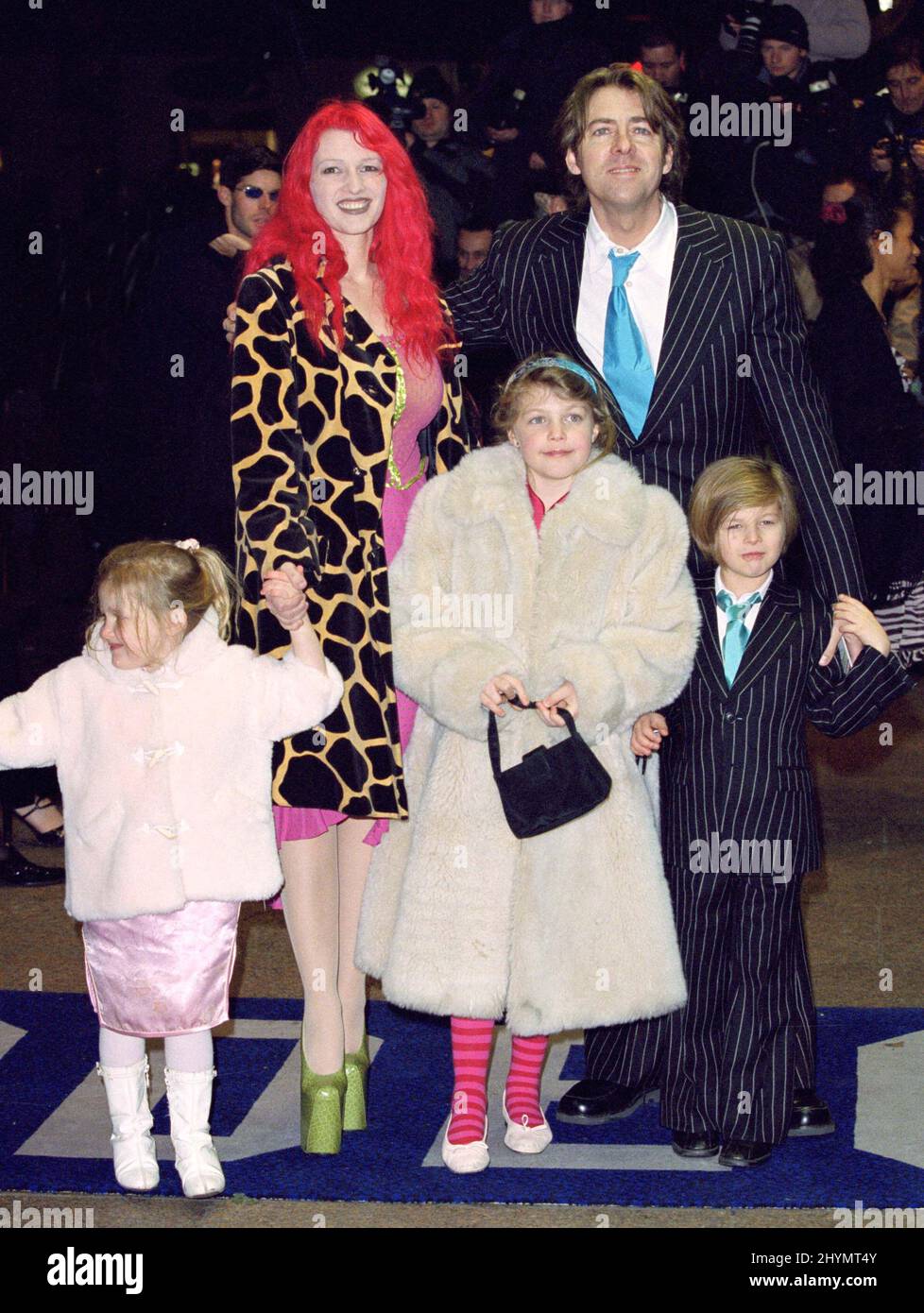 JONATHAN ROSS & FAMILY ATTEND 'THE GRINCH' ROYAL PREMIERE IN LONDON ...