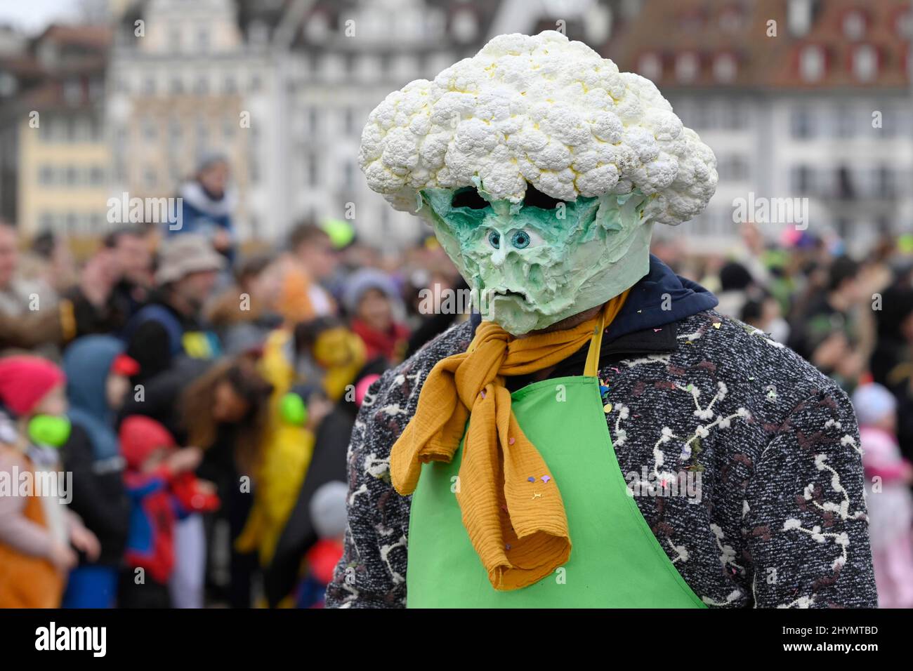 Carnivalists cauliflower motif, carnival procession, parade with ...