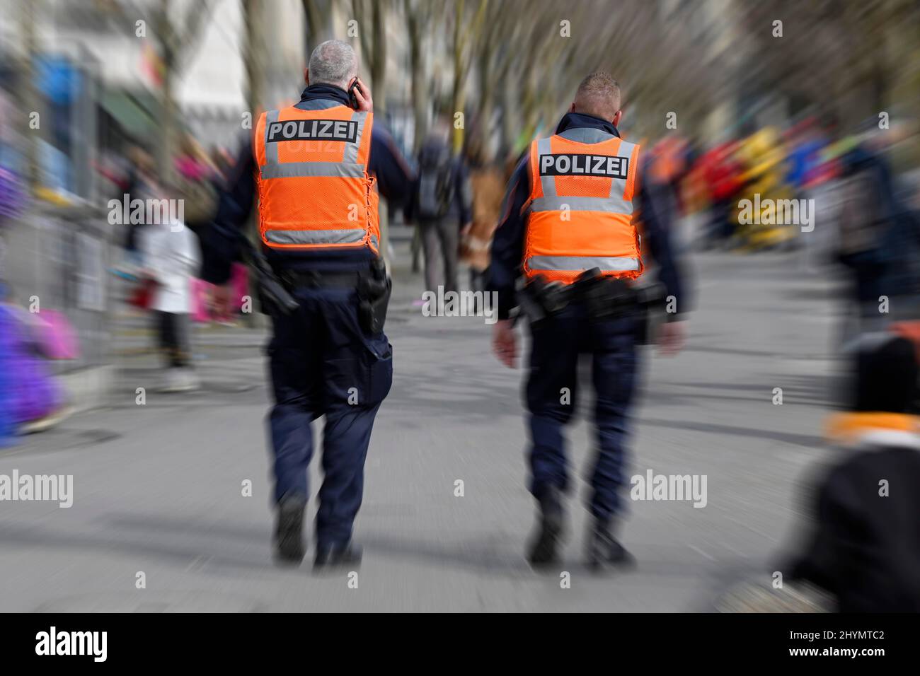 Zoom effect, police patrol Stock Photo - Alamy