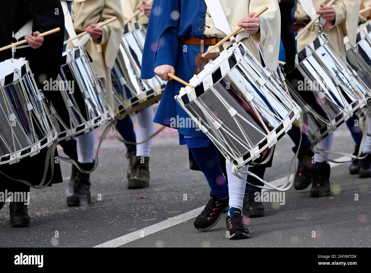 Drum people hi-res stock photography and images - Alamy