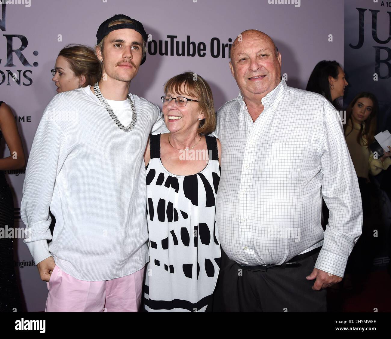 Justin Bieber, Diane Dale and Bruce Dale at the YouTube Originals ...