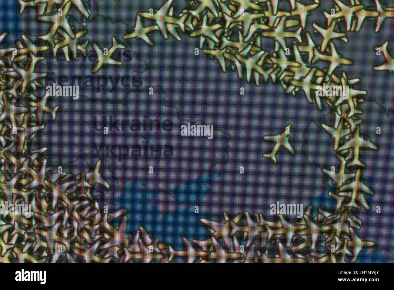 No air traffic over Ukraine, map of worldwide air traffic on internet ... No air traffic over Ukraine, map of worldwide air traffic on internet ...