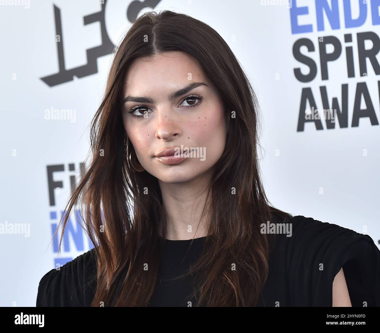 Emily ratajkowski beach hi-res stock photography and images - Alamy