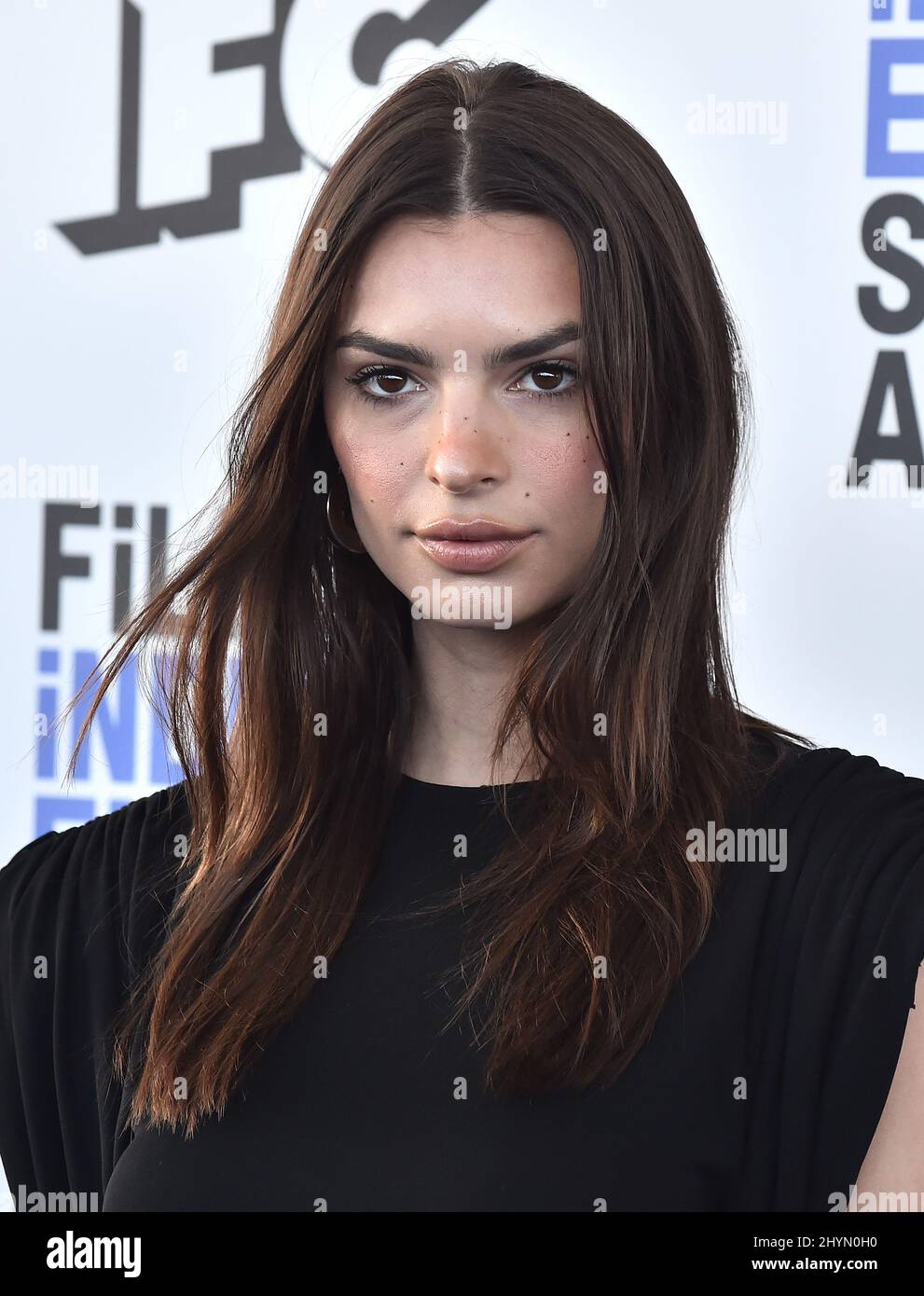 Emily ratajkowski beach hi-res stock photography and images - Alamy