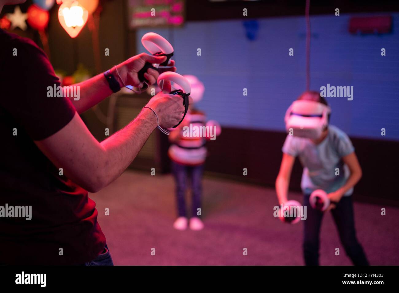 vr game and virtual reality. team family dad and kids gamers fun ...