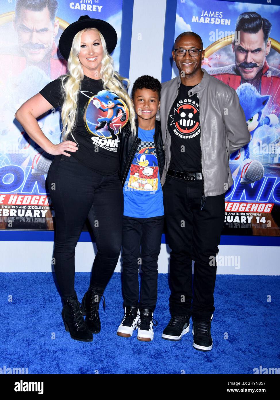 Amanda Moore, Tommy Davidson and Isaiah Davidson at the "Sonic The ...