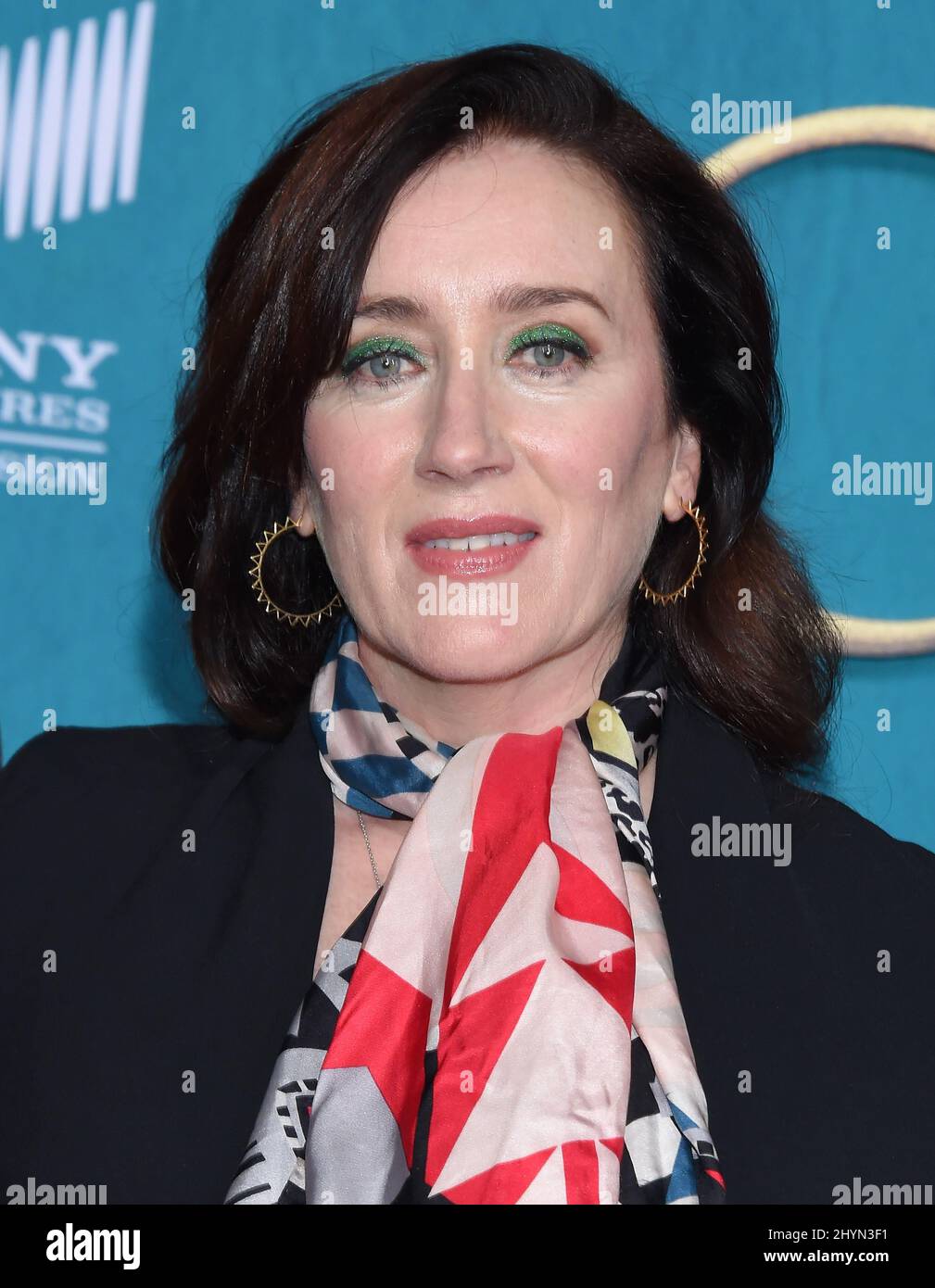 Maria doyle kennedy outlander hi-res stock photography and images - Alamy