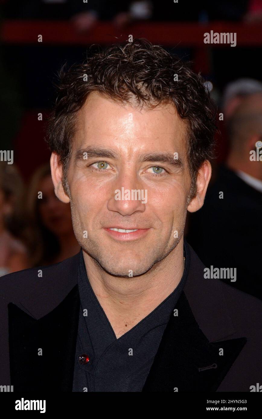 Clive Owen attends the 79th Annual Academy Awards at the Kodak Theatre ...