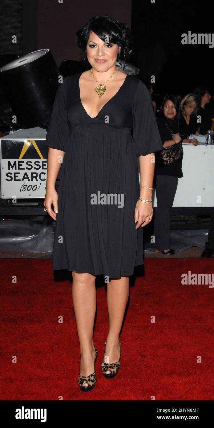 Sara Ramirez attends the 33rd Annual People's Choice Awards at the ...