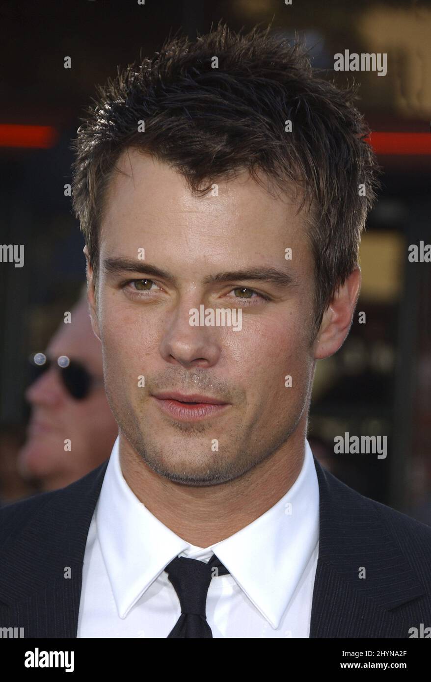Josh Duhamel attends The Premiere of " Transformers " , at Manns ...
