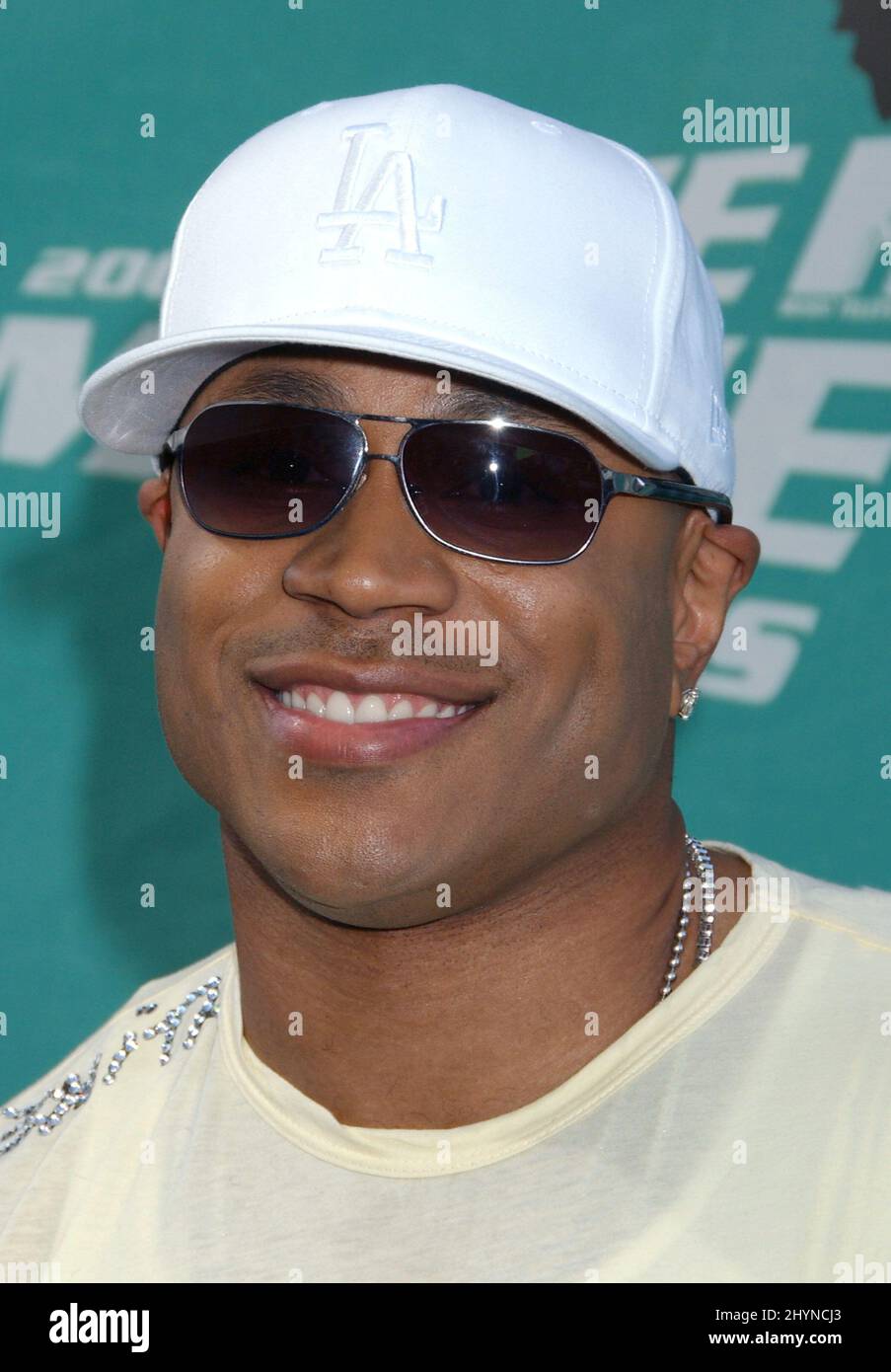 LL Cool J attends the 2006 MTV Movie Awards at Sony Studios, Los ...