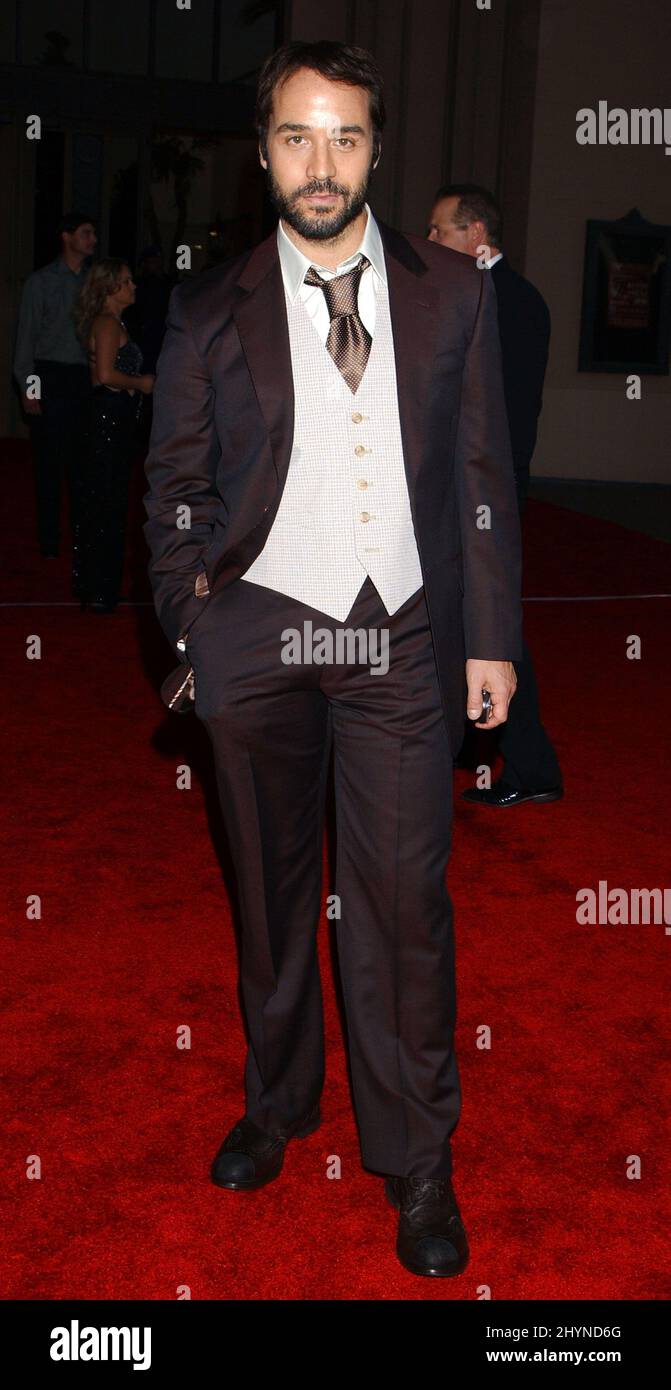 Jeremy piven attends hi-res stock photography and images - Alamy