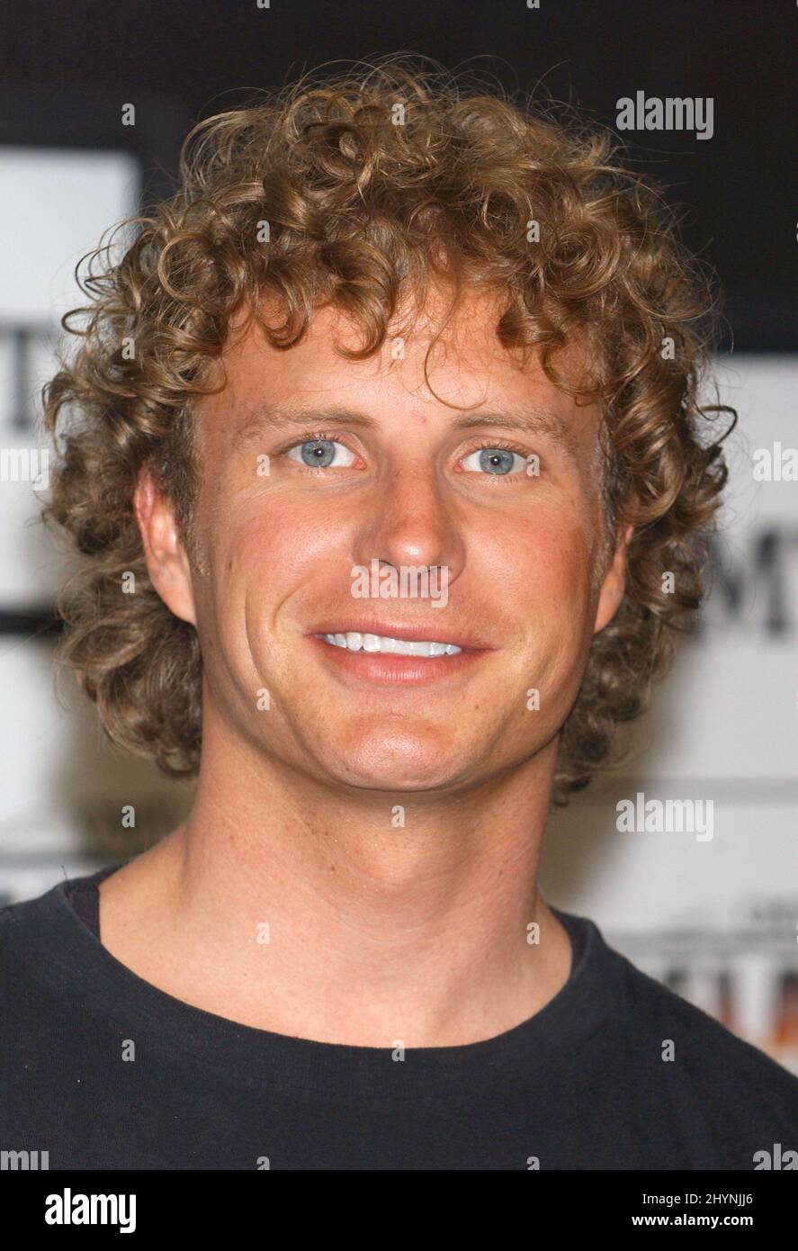 Dierks Bentley attends the 'CMT 2004 Flame Worthy Video Music Awards ...