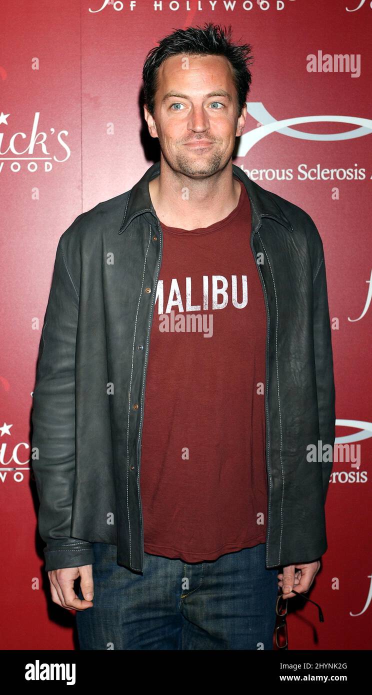 Matthew perry attends fredericks hollywood fashion show picture hi-res ...