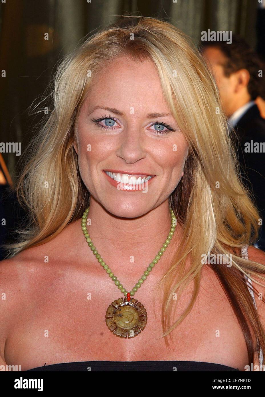 Deana carter attends austin powers goldmember premiere california ...