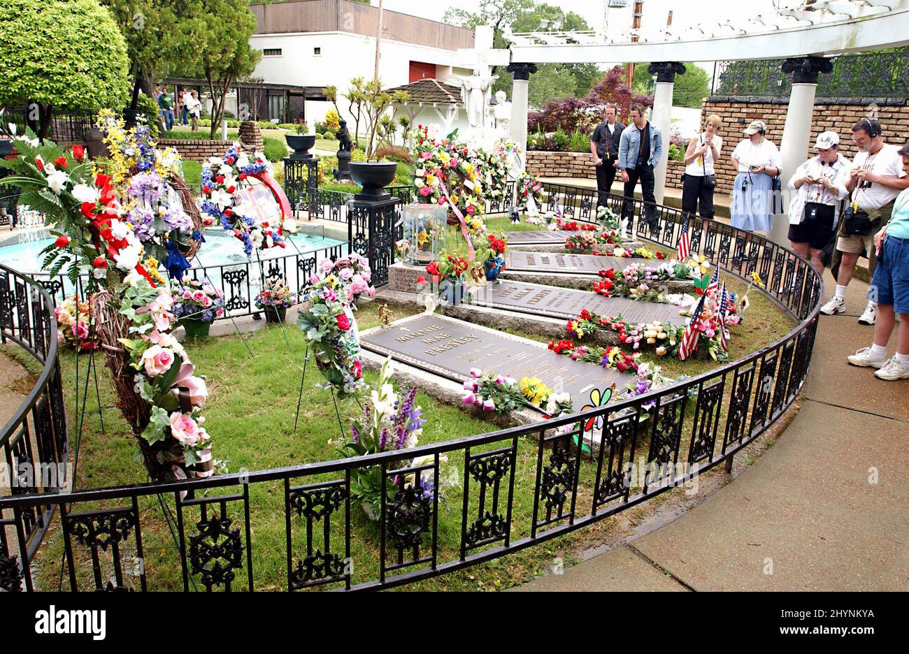 Elvis Presley's grave at Graceland. Picture: UK Press Stock Photo - Alamy