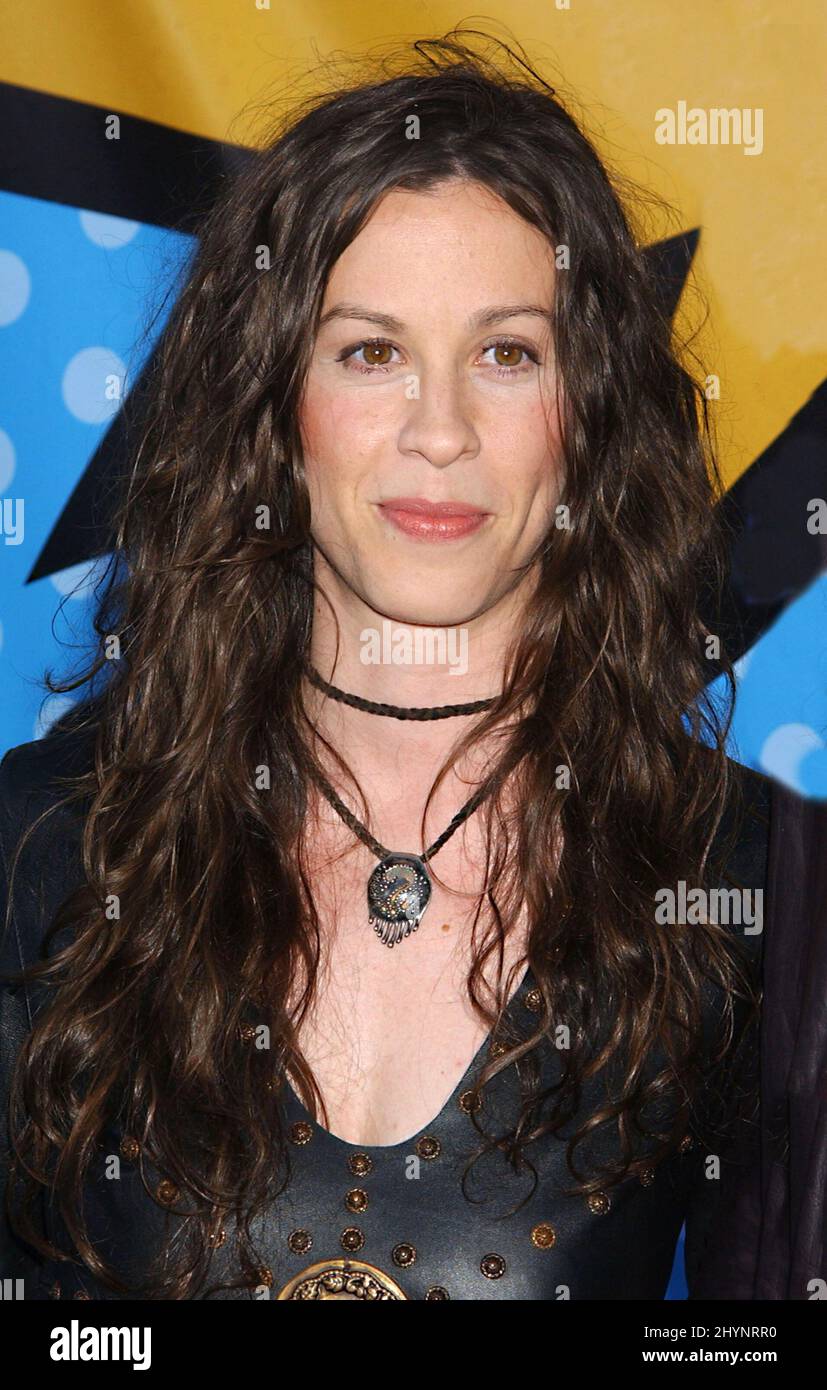 ALANIS MORISSETTE ATTENDS THE 2003 MTV MOVIE AWARDS IN LOS ANGELES ...