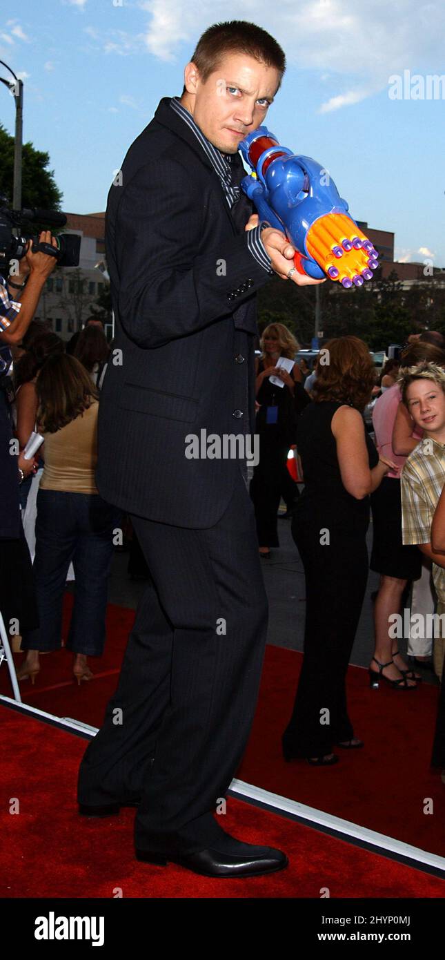 Jeremy Renner Swat Workout