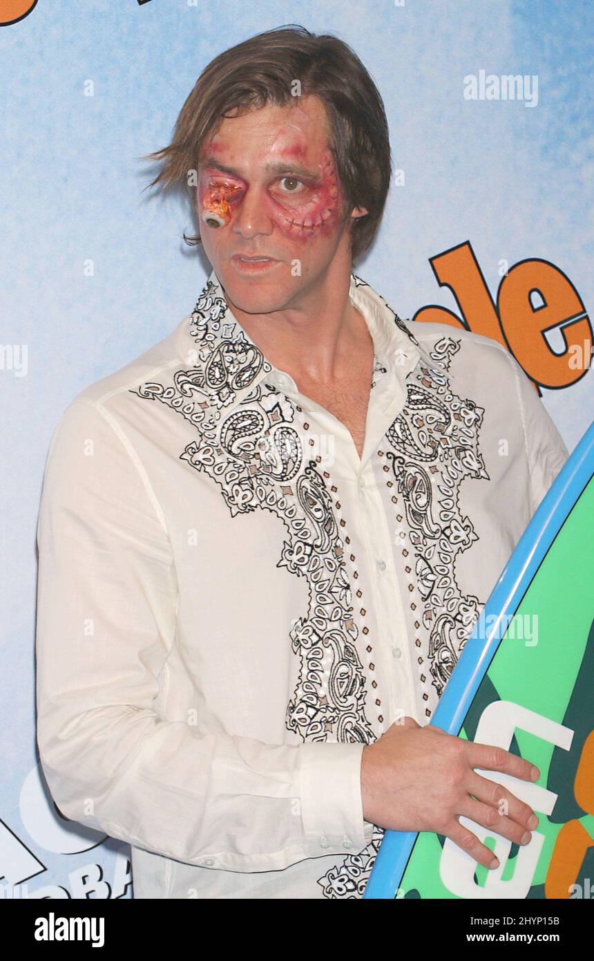 JIM CARREY ATTENDS THE '2003 TEEN CHOICE AWARDS' IN CALIFORNIA PICTURE ...