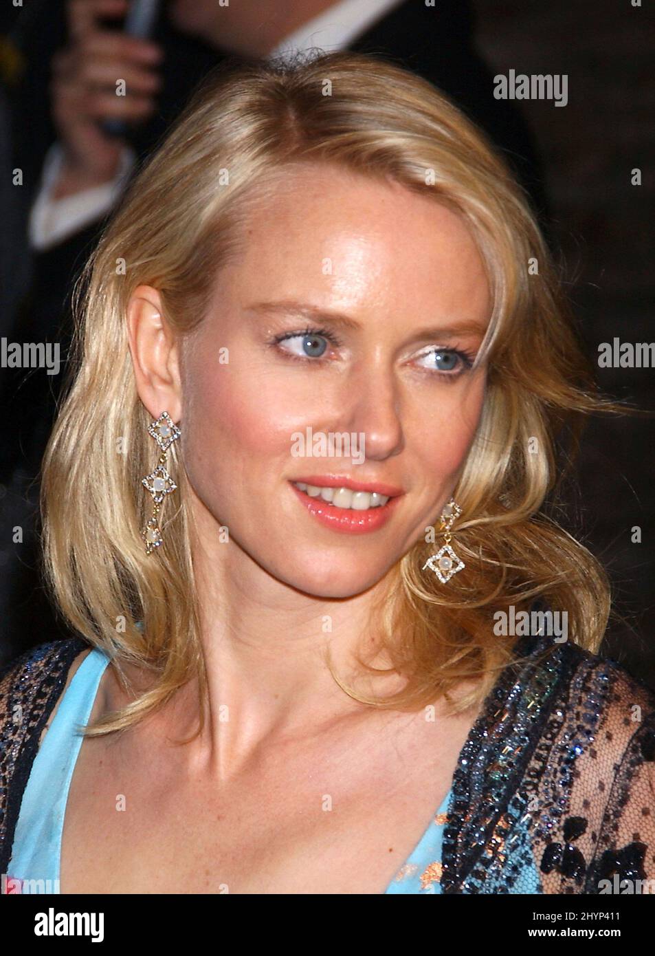 Naomi Watts attends the Vanity Fair Oscar Party at Mortons, Beverly ...