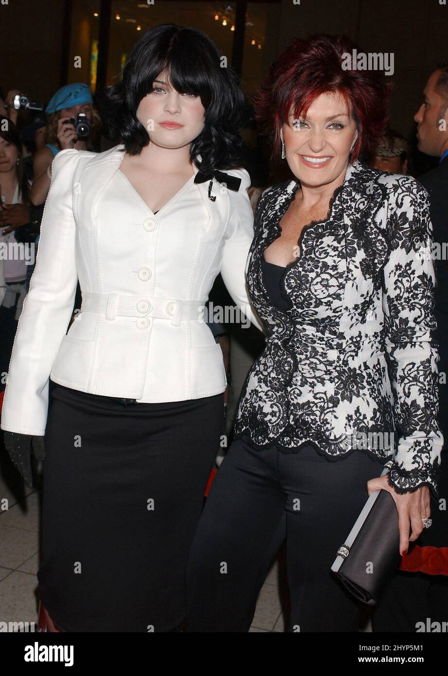 Sharon & Kelly Osbourne attend the 2005 World Music Awards in Los ...