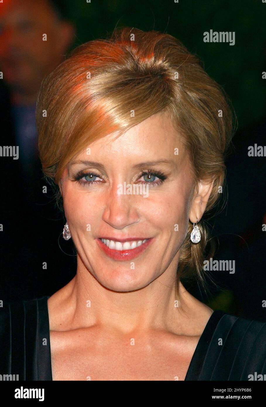 Felicity Huffman attends the Vanity Fair Oscar Party at Mortons ...