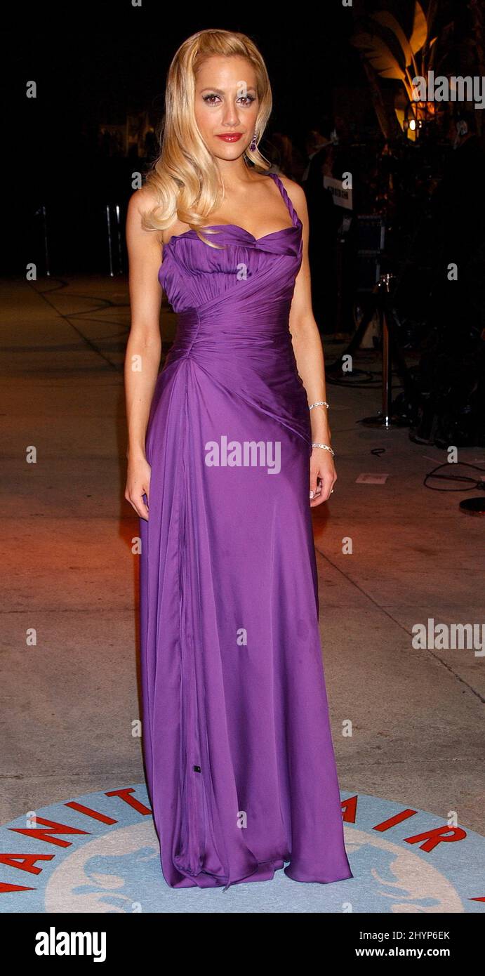 Brittany Murphy attends the Vanity Fair Oscar Party at Mortons, Beverly ...