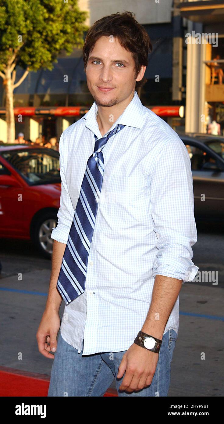 Peter Facinelli attends the 'Six Feet Under' Season Four Premiere in ...