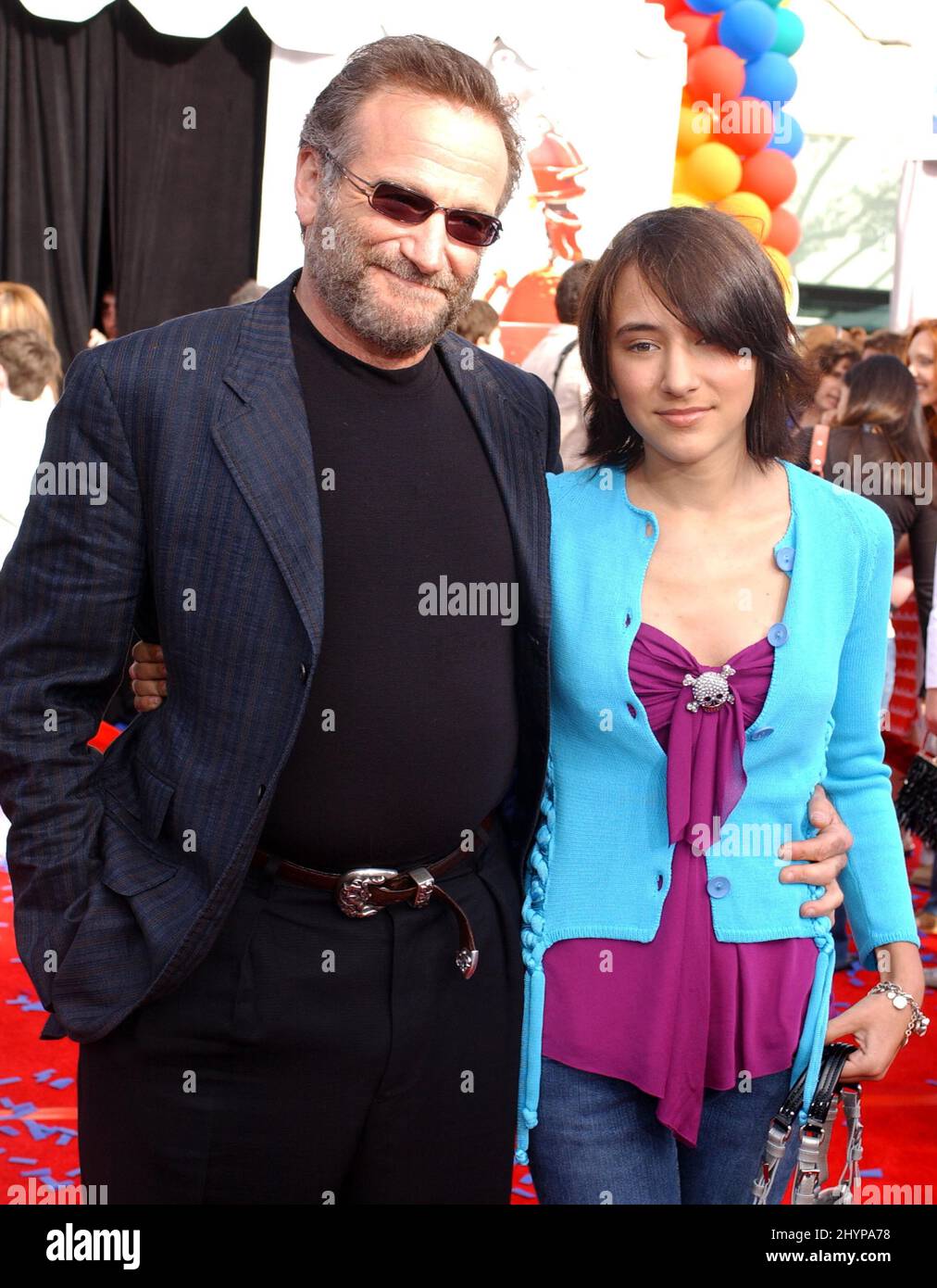 Robin Williams & daughter Zelda attend the 'Robots' World Premiere in ...