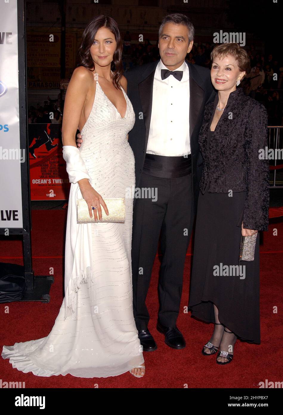 George Clooney with Lisa Snowdon & mother Nina Warren attend the Ocean ...