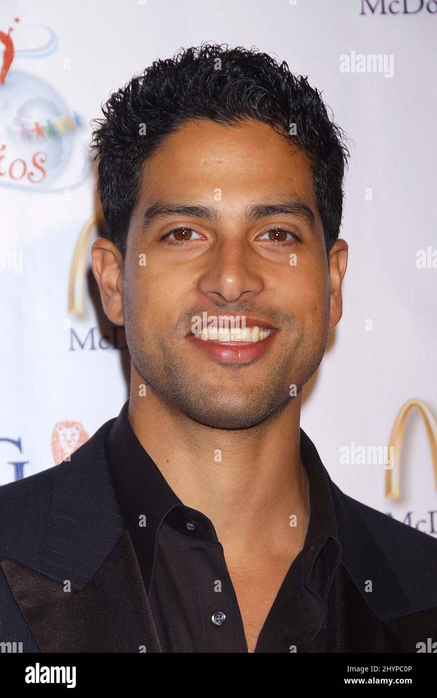 Niños adam hi-res stock photography and images - Alamy