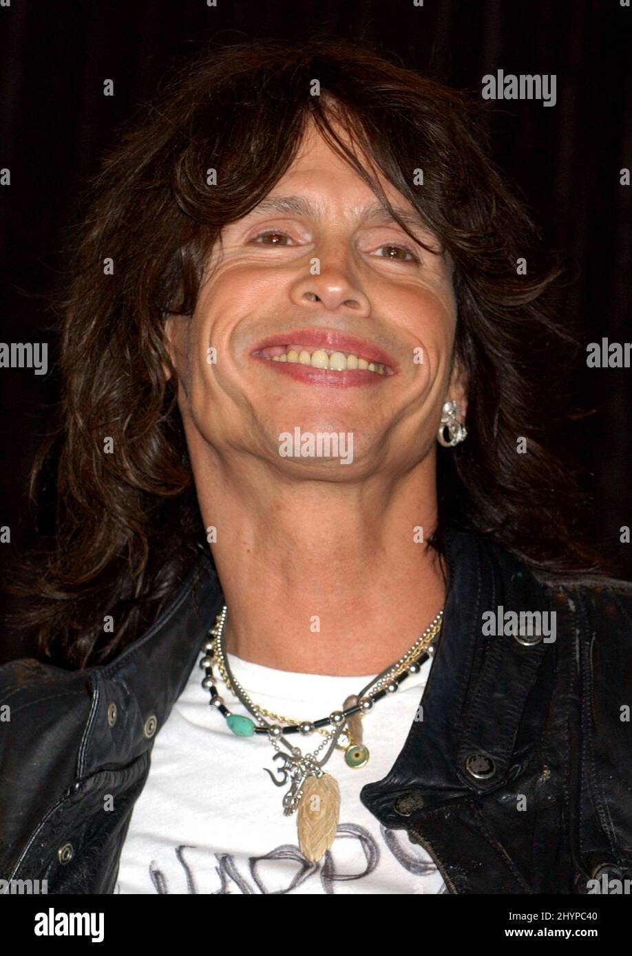 Show press hi-res stock photography and images - Alamy