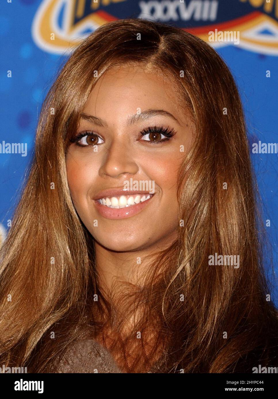 Nfl super bowl xxxviii programe show press conference hi-res stock ...