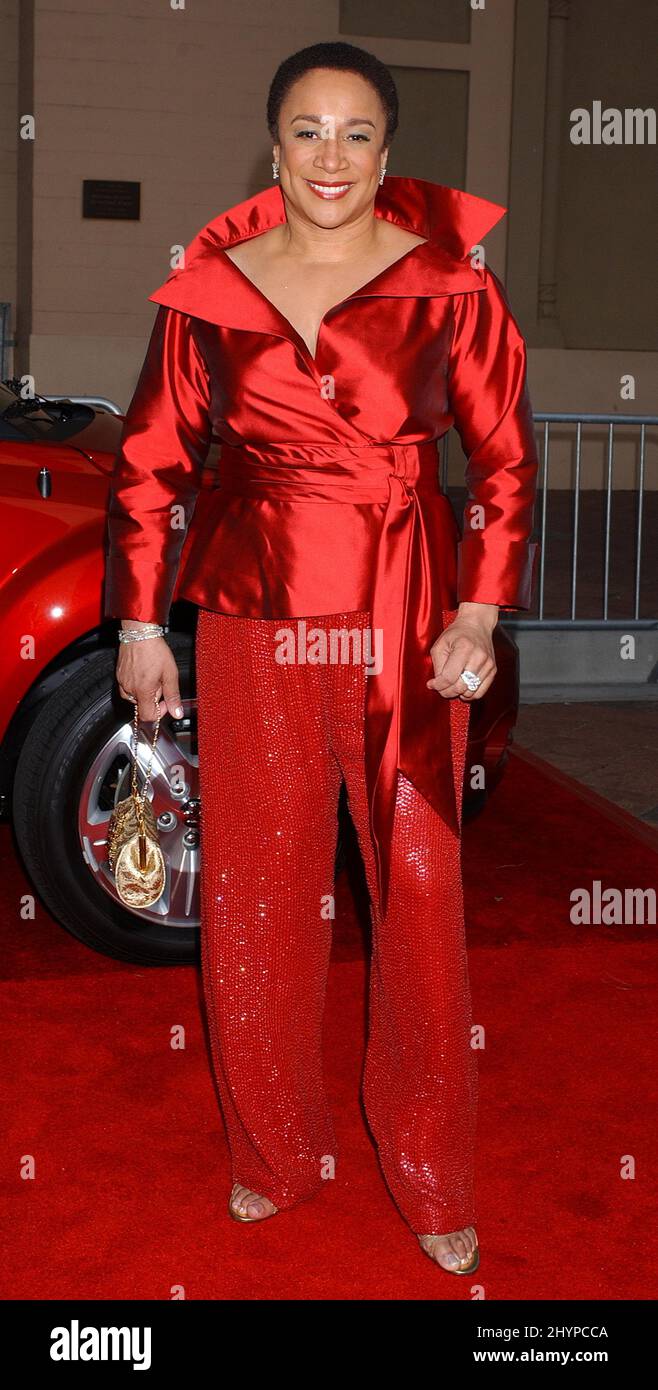 S. Epatha Merkerson attends the 37th Annual NAACP Image Awards at The ...